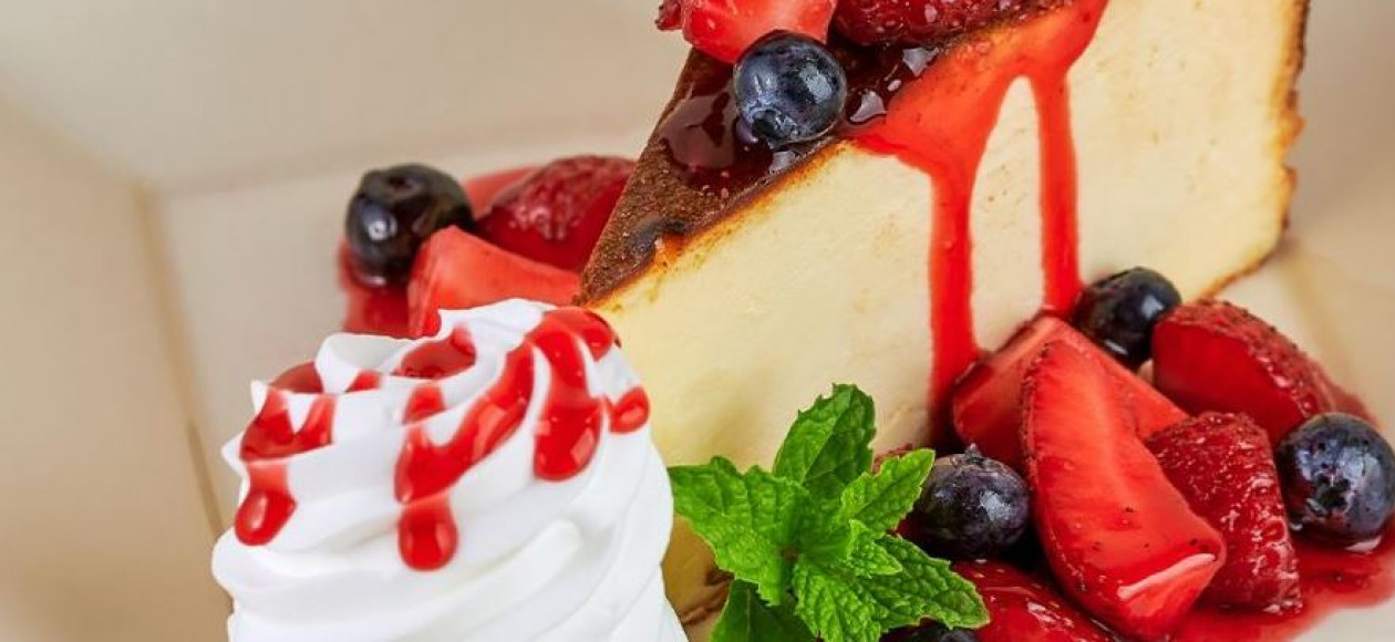 Cheesecake Factory 推出全新 Classic Basque Cheesecake • 哇靠!紐約 WaCowNY 吃貨,美食 ...